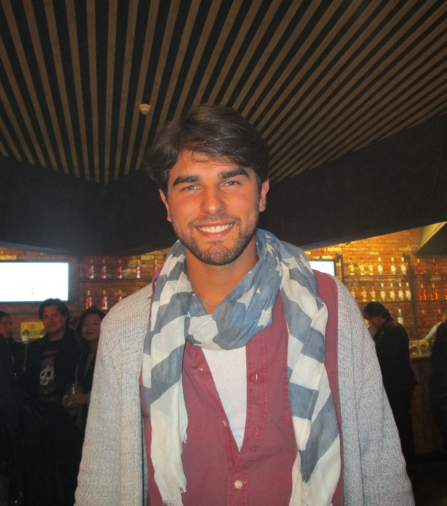 Dockers Always On | Fernanda Familiar